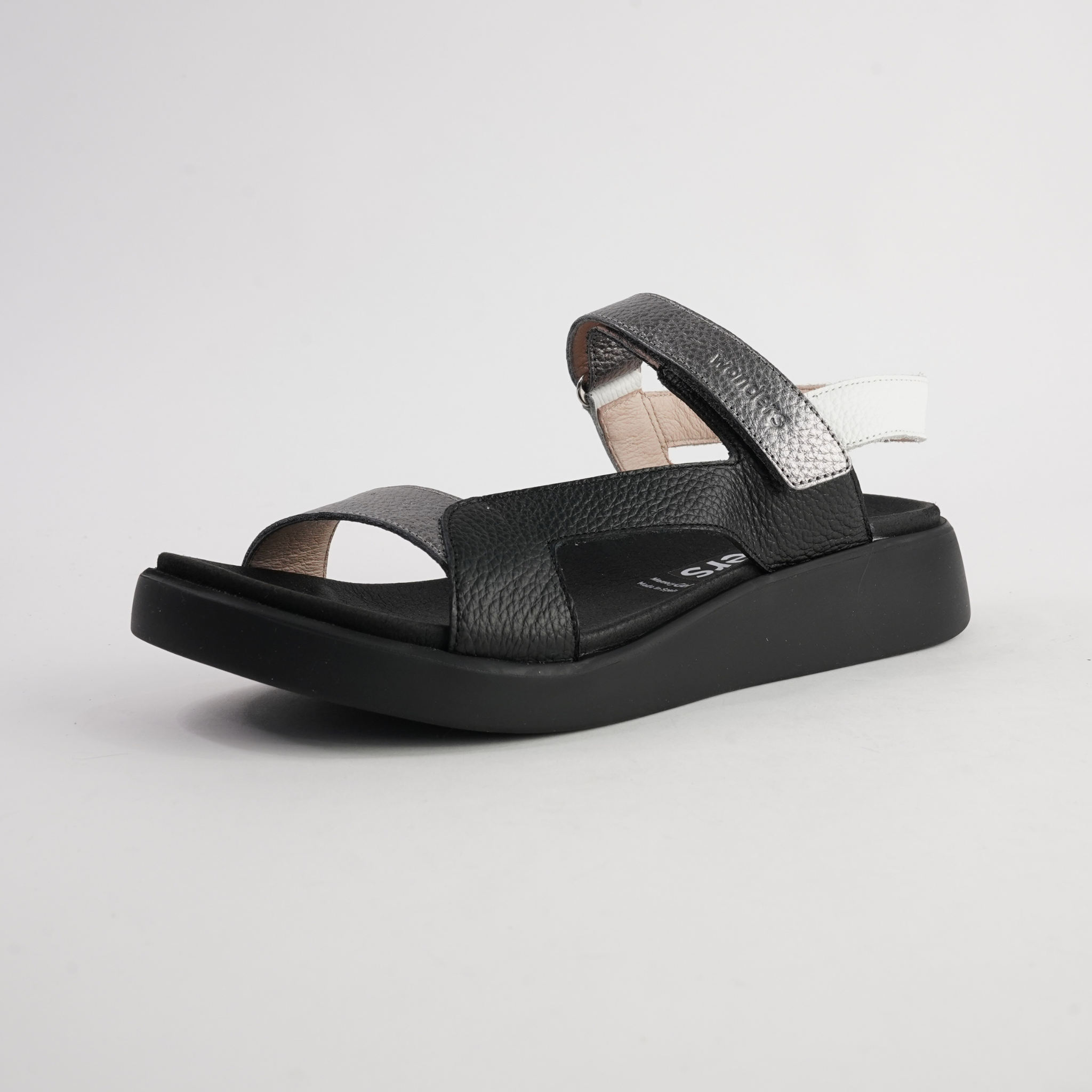 Cami Black Combo Leather Sandals by Wonders – Garda Footwear